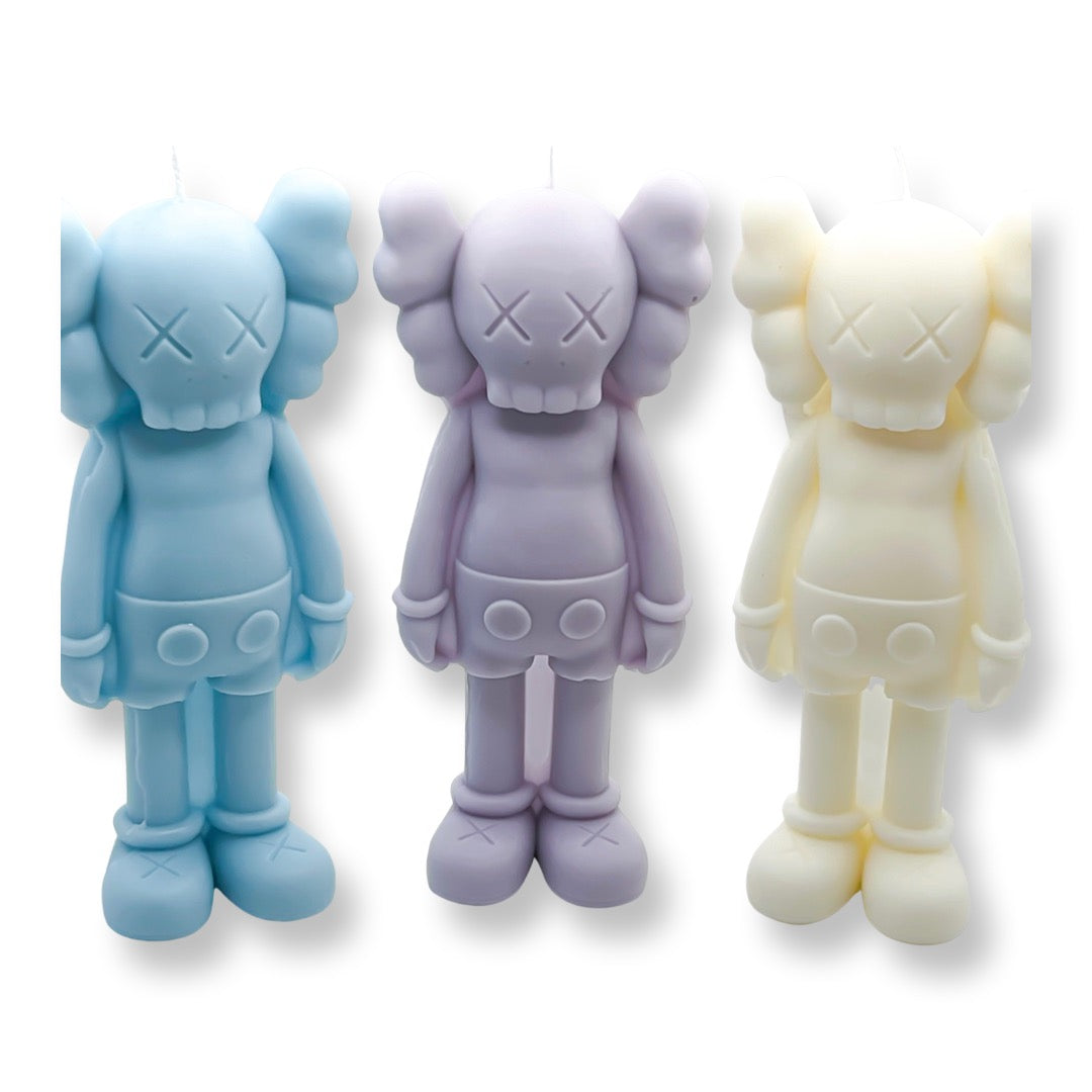 Full body Kaws – thememecandle